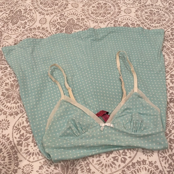 Betsey Johnson | Intimates & Sleepwear | Super Soft Retro Betsy Johnson ...